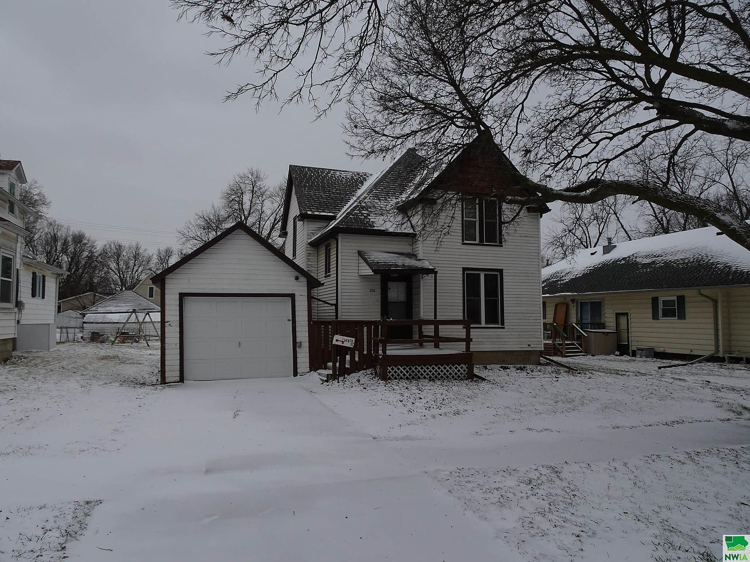 712 9th St, Sheldon, IA 51201 | Zillow