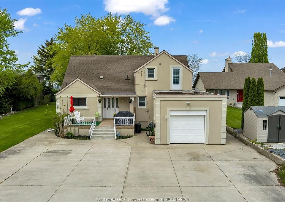 11890 Riverside Dr E Windsor ON | Zillow