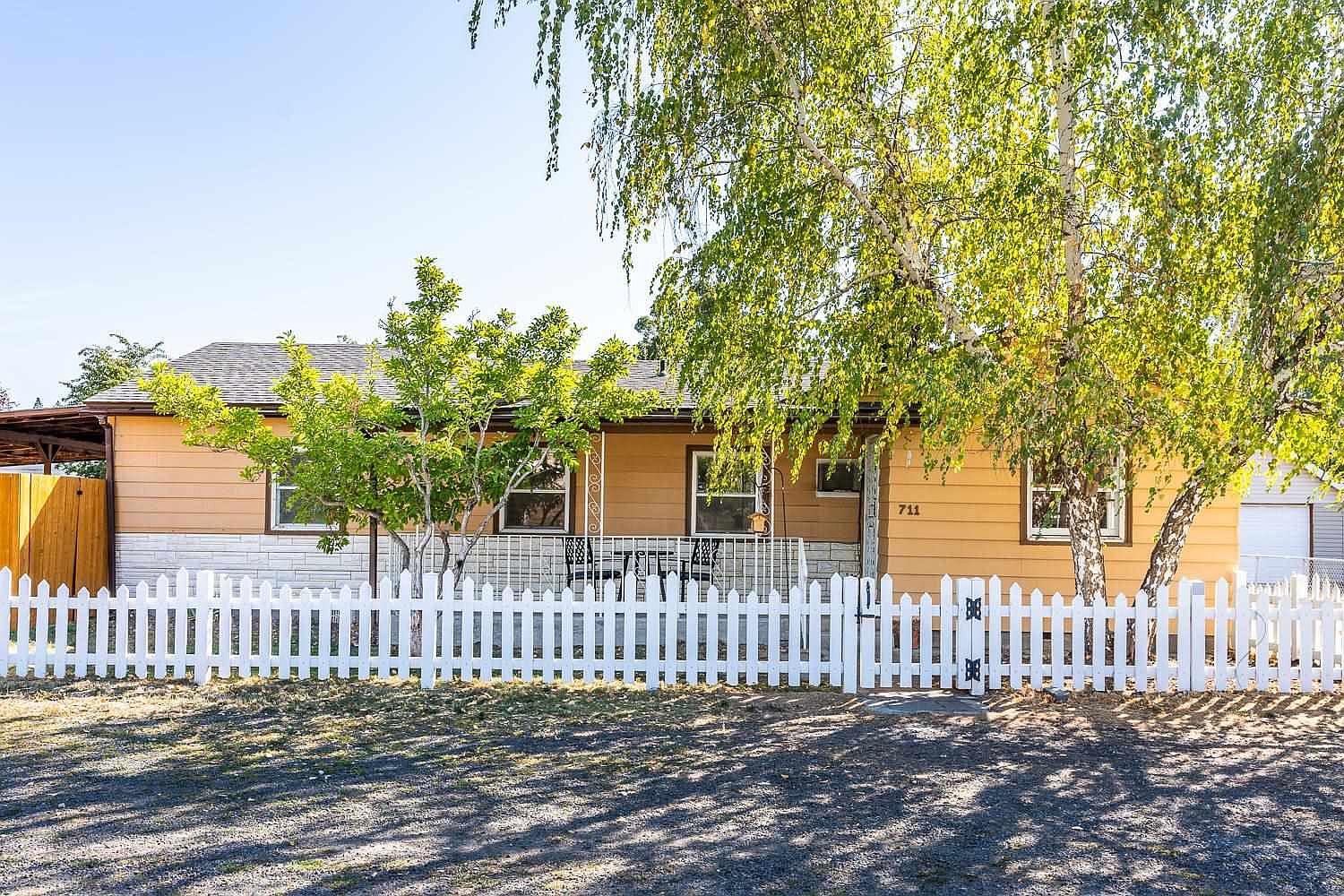 711 S Coleman Rd, Spokane, WA 99212 | Zillow