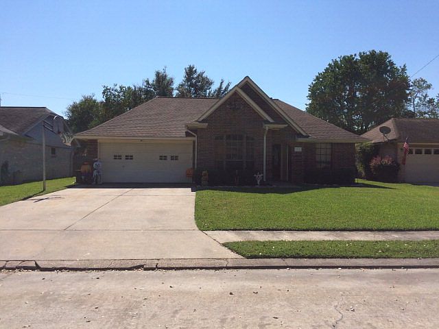 21 Alexander Ct, Angleton, TX 77515 | Zillow