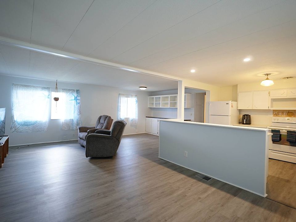 5145 E Bay Dr Clearwater FL | Zillow