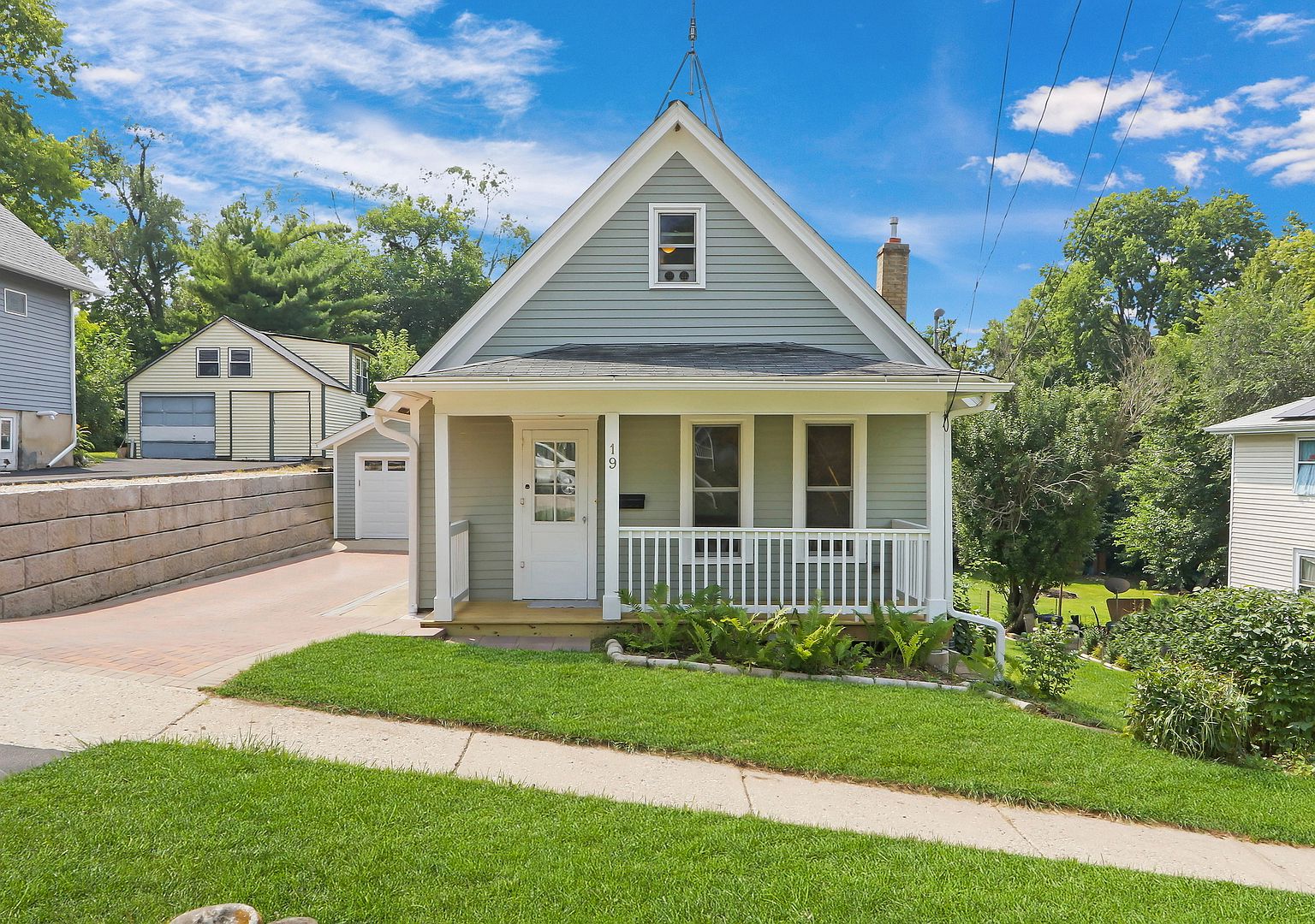 19 Lovell St, Elgin, IL 60120 | Zillow