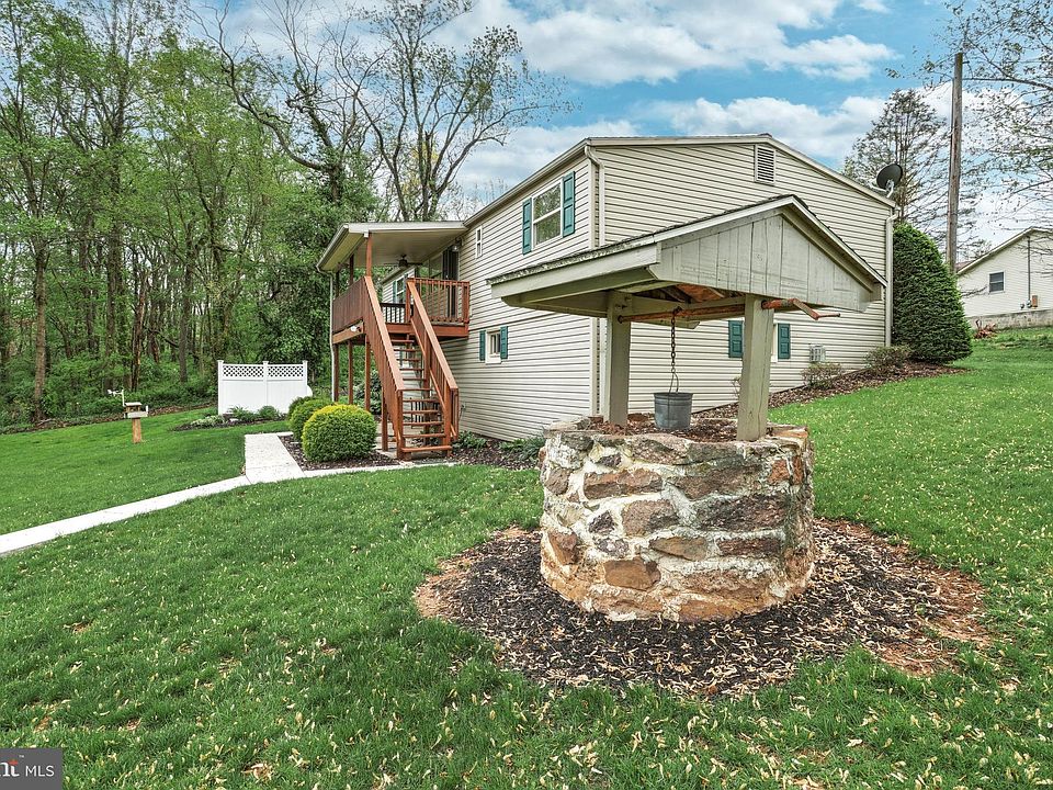 4090 E Berlin Rd, Thomasville, PA 17364 | Zillow