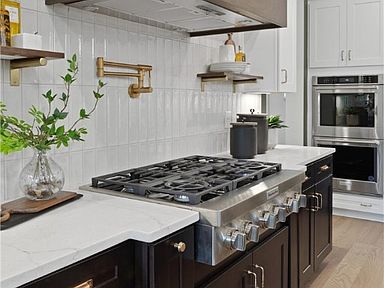 16 Chimney Ridge Dr, Loveland, OH 45140 | Zillow