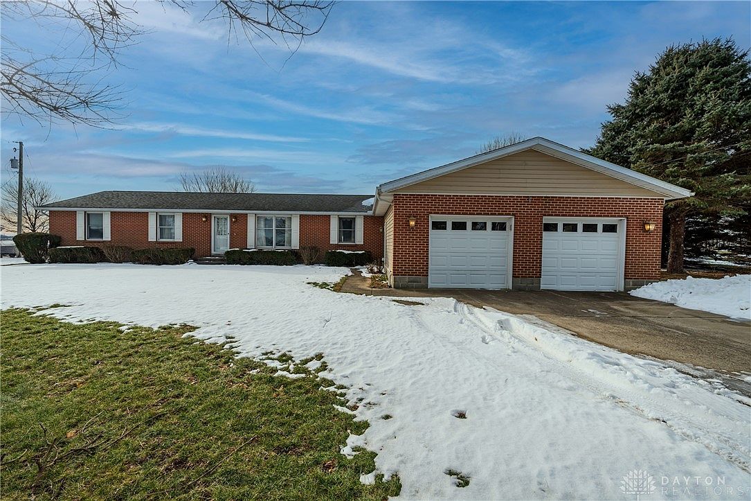 7915 Plattsburg Rd, South Charleston, OH 45368 | Zillow