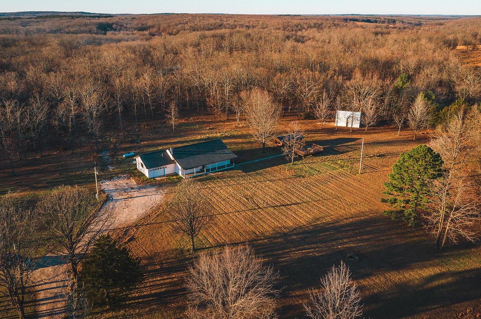 13390 Slabtown Rd, Plato, MO 65552 | Zillow