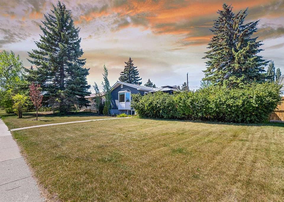3143 E 45th St SW, Calgary, AB T3E 3T7 | MLS #A2068975 | Zillow