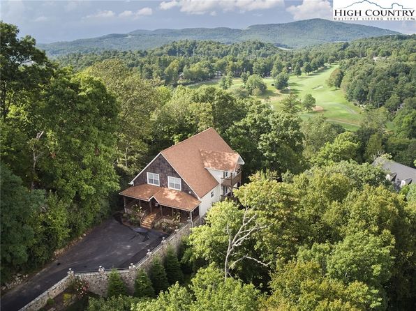 Blue Ridge Parkway - Blowing Rock NC Real Estate - 61 Homes For Sale ...