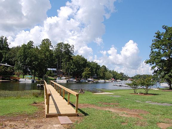 26 Rocky Pointe Rd #1, Prosperity, SC 29127 | Zillow