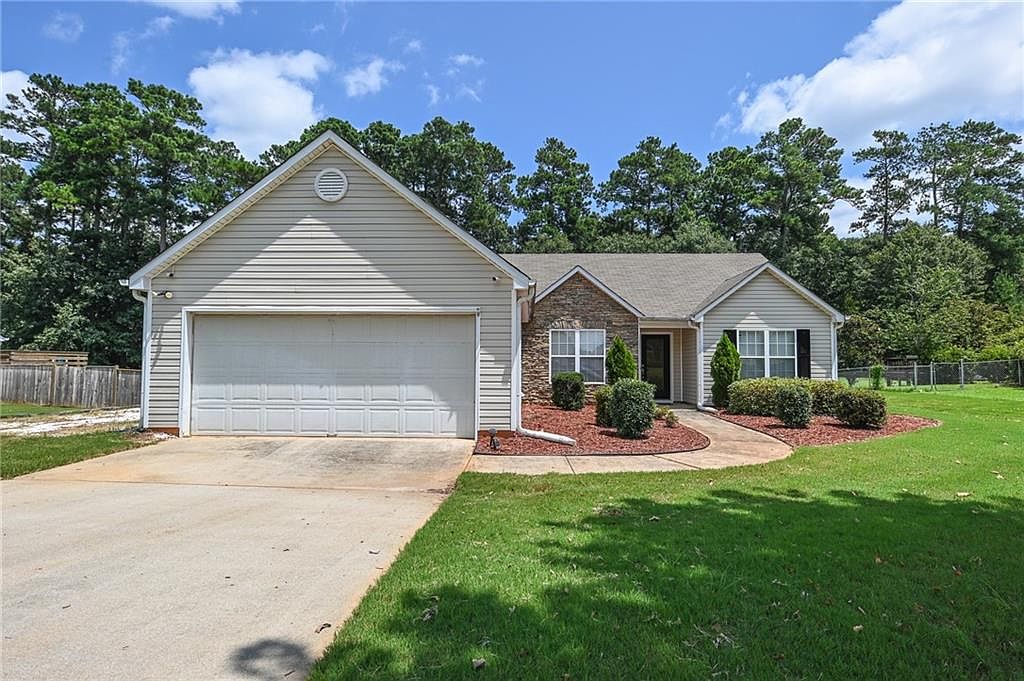 714 Manor Ridge Dr, Loganville, GA 30052 | Zillow