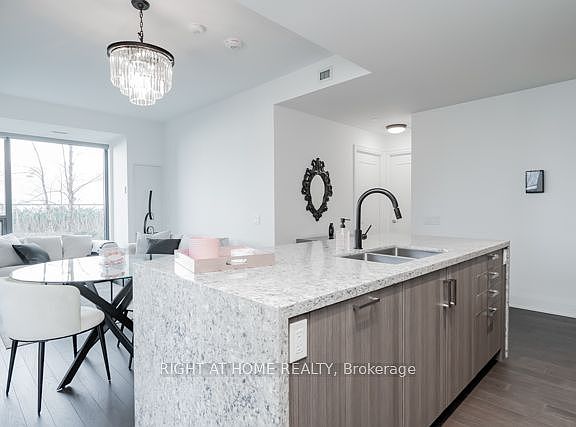 280 Howland Ave #226, Toronto, ON M5R 0C3 | MLS #C8223112 | Zillow