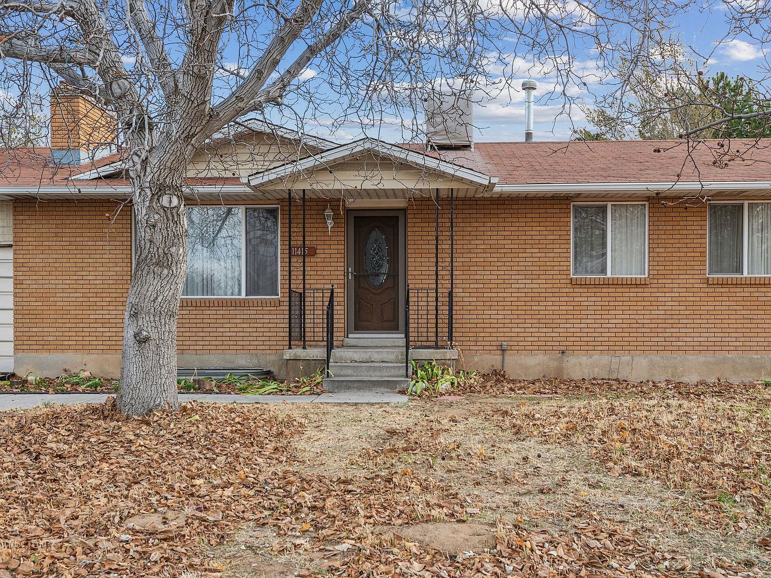 11415 S Sandy Creek Dr E, Sandy, UT 84094 | MLS #2051774 | Zillow