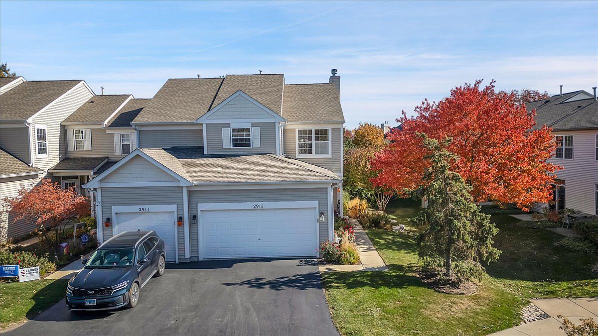2913 White Thorn Cir #2913, Naperville, IL 60564 | MLS #12196363 | Zillow