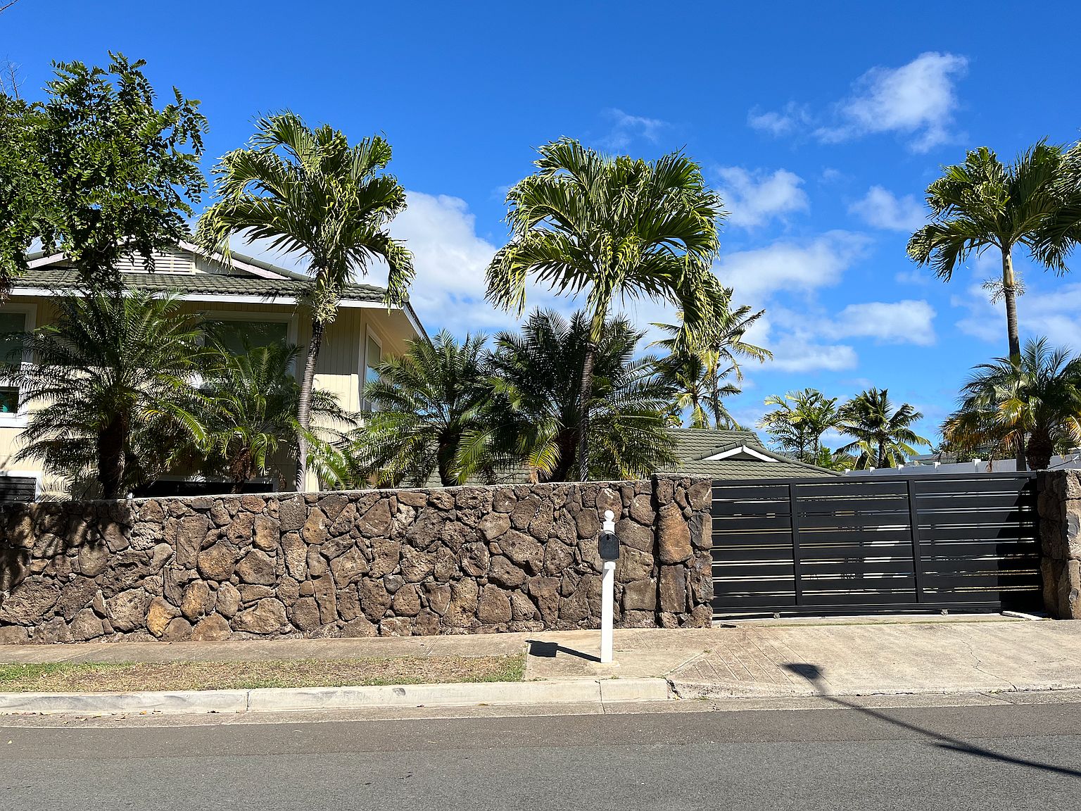 (Undisclosed Address), Honolulu, HI 96825 | Zillow