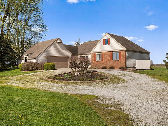 2475 County Road 700 Rd E, Dewey, IL 61840 | Zillow