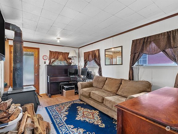 110 E Weston Street, Kahlotus, WA 99335 | MLS #2218993 | Zillow