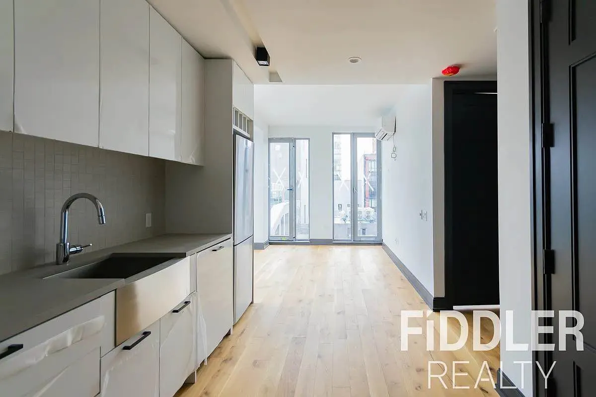 42-22 27th Street #911 in Hunters Point, Queens | StreetEasy