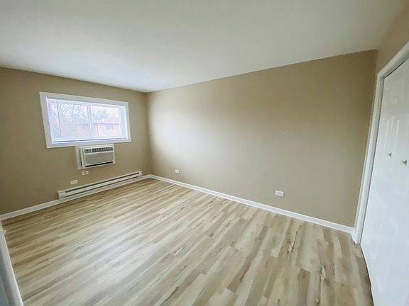 1527 Norway Ln #3A, Palatine, IL 60074 | Zillow