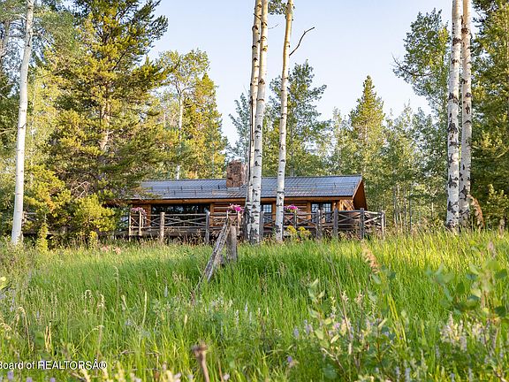 425-455 N Fall Creek Rd, Wilson, WY 83014 | MLS #24-2118 | Zillow