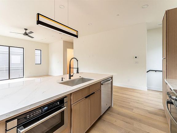 4206 Cabell Dr #101, Dallas, TX 75204 | Zillow