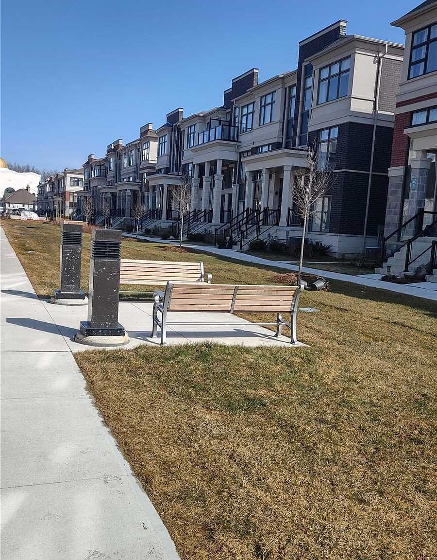35 Wuhan Ln, Markham, ON L6E 0V4 | Zillow