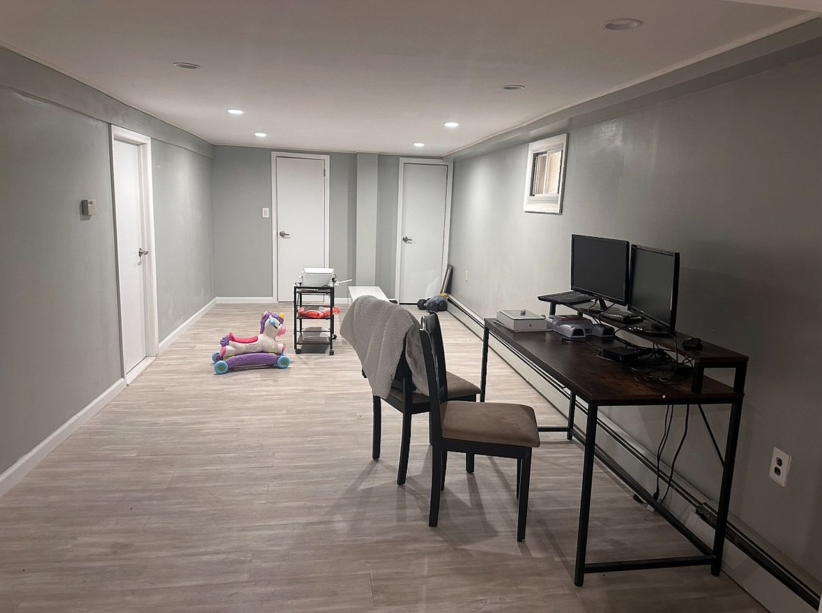 22007 99th Ave #BASEMENT, Queens Village, NY 11429 | Zillow