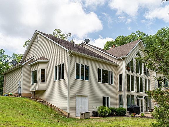 3757 Highway J, Bourbon, MO 65441 | MLS #22050783 | Zillow