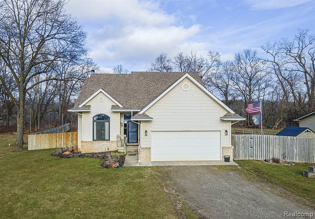 6086 Hillsboro Rd, Davisburg, MI 48350 | MLS #20230104855 | Zillow