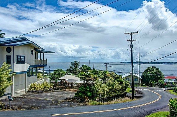 16 Haaheo Rd, Hilo, HI 96720 | Zillow
