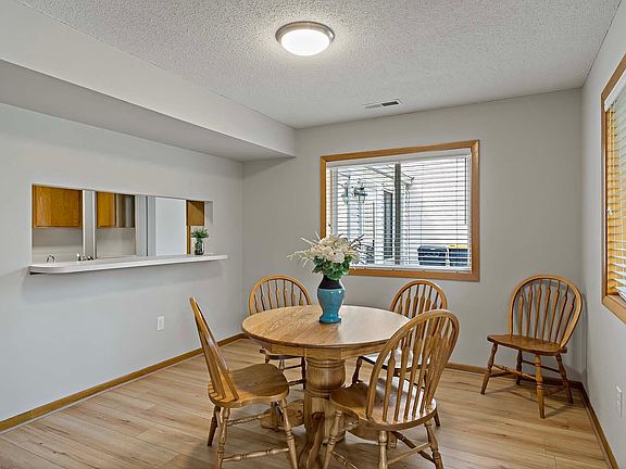 15852 Griffon Path, Apple Valley, MN 55124 | Zillow