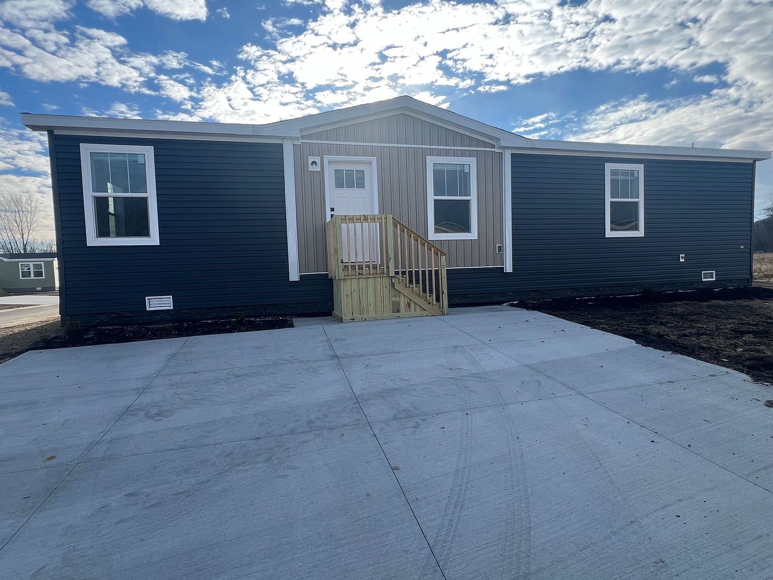 3199 Kirkham Ct, Jackson, MI 49201 | Zillow