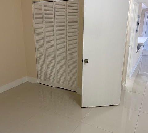 8005 W 6th Ave N Hialeah Fl 33014 Zillow
