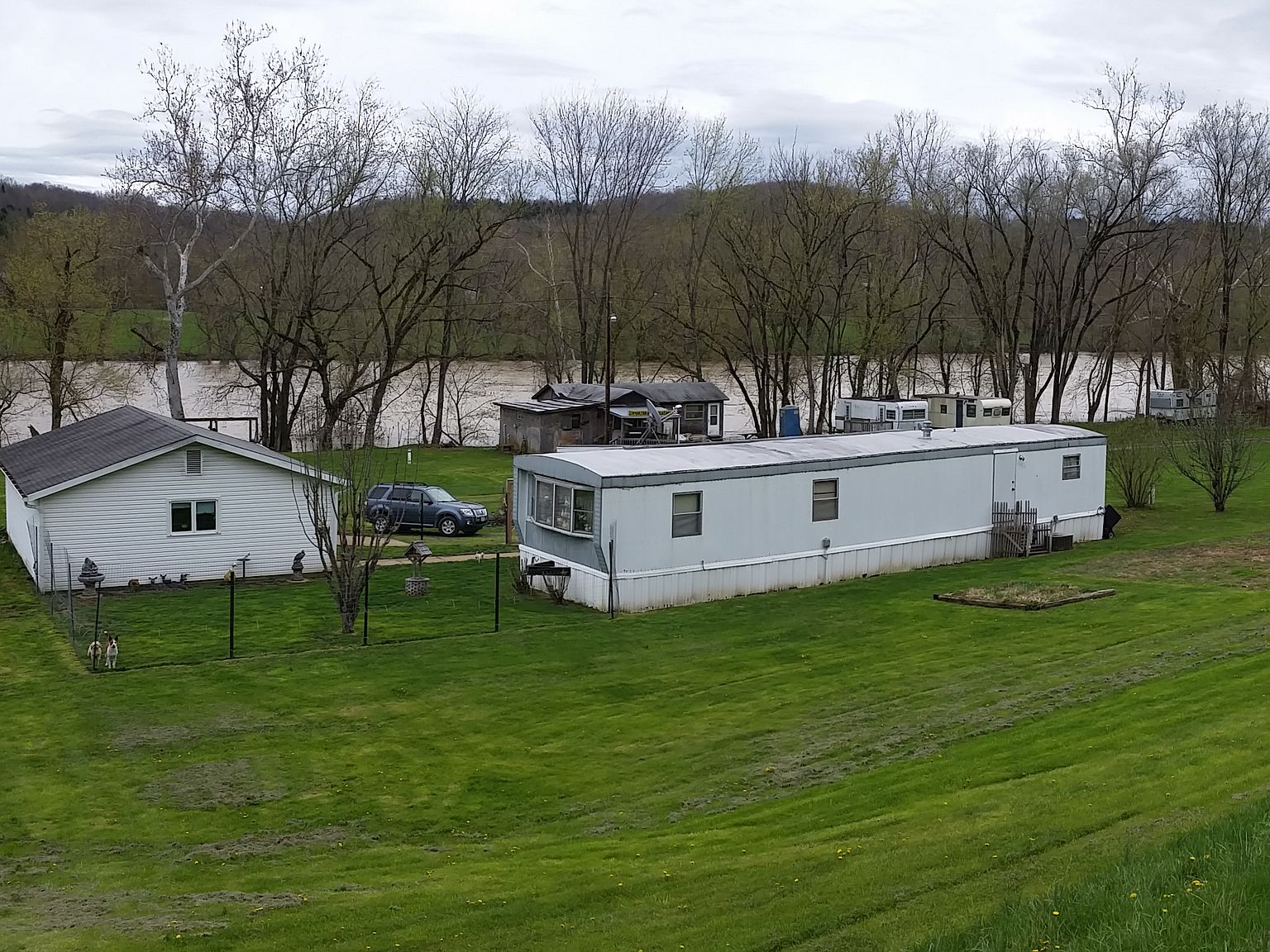 2530 S State Route 266, Stockport, OH 43787 | Zillow