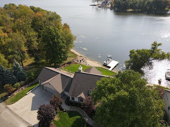62117 Pheasant Pointe Dr, Sturgis, MI 49091 | Zillow