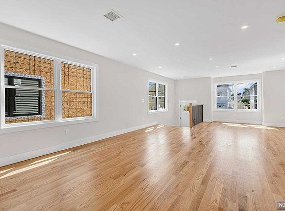 433 Banta Ave #A, Garfield, NJ 07026 | MLS #24034084 | Zillow