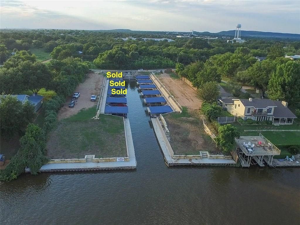 940 Euel Moore Dr #4, Kingsland, TX 78639 | Zillow