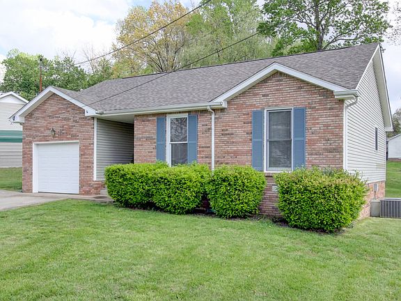 554 Somerset Ln, Clarksville, TN 37042 | MLS #2641974 | Zillow
