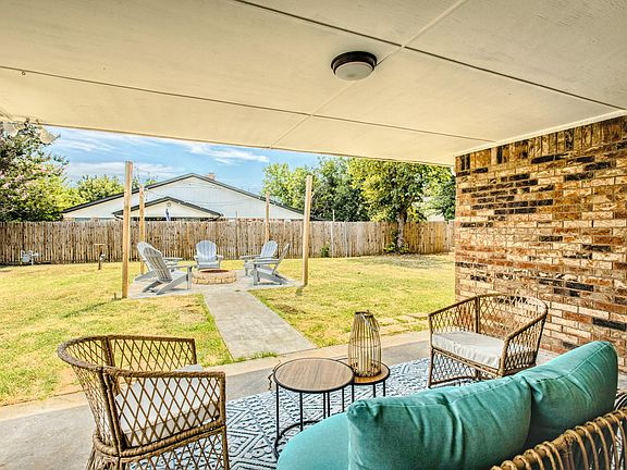 9800 Hummingbird Ln, Oklahoma City, OK 73162 | Zillow