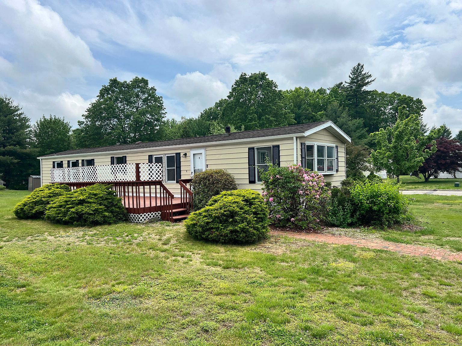 26 Jacqueline Lane, North Windham, CT 06256 | Zillow