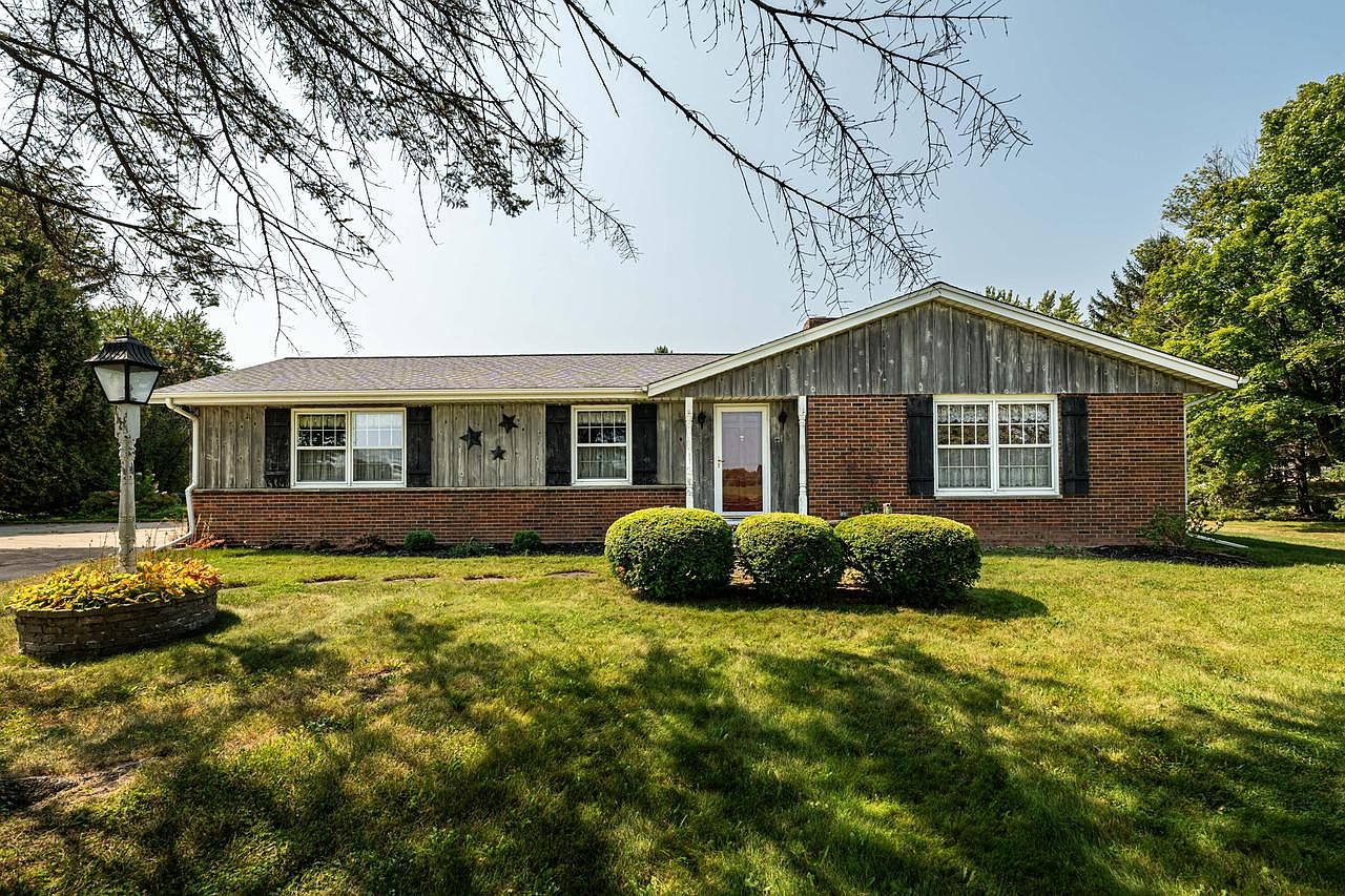 N5127 County Road I, Saukville, WI 53080 | Zillow