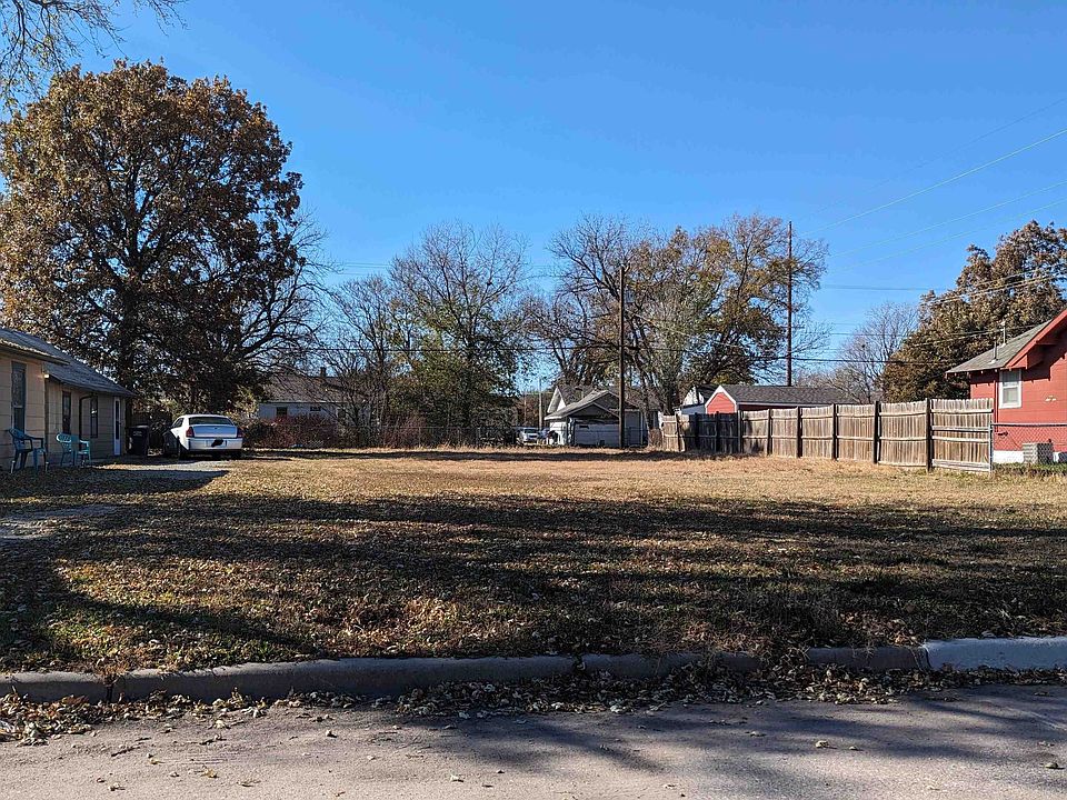 1905 S Pattie St, Wichita, KS 67211 | Zillow