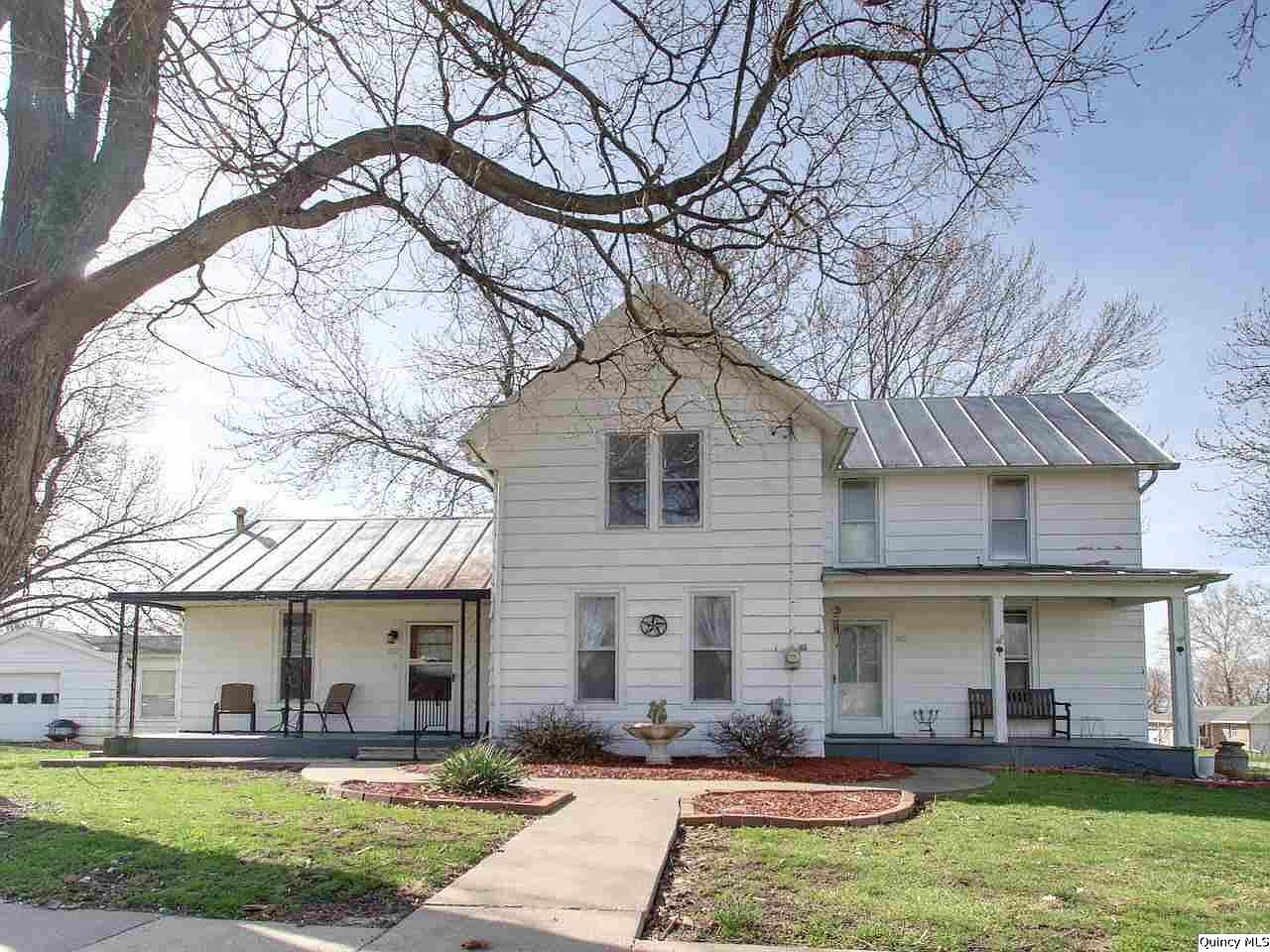 102 E Brainard St, Payson, IL 62360 | Zillow