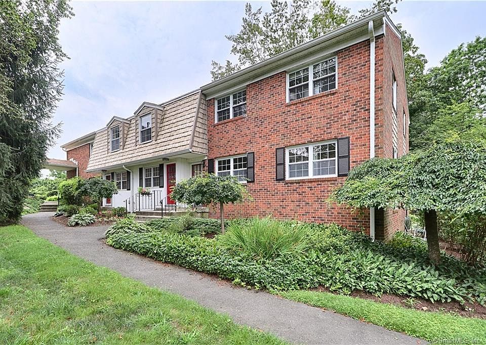 Mosswood Condominiums - Fairfield, CT | Zillow