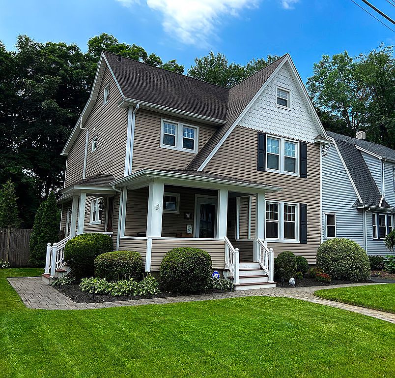 17 Stratton Ave, Westwood, NJ 07675 | Zillow