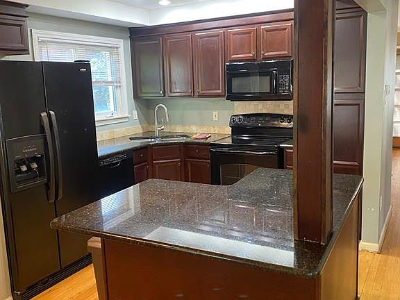 1760 Sheffield Rd, Birmingham, MI 48009 | MLS #20230061183 | Zillow