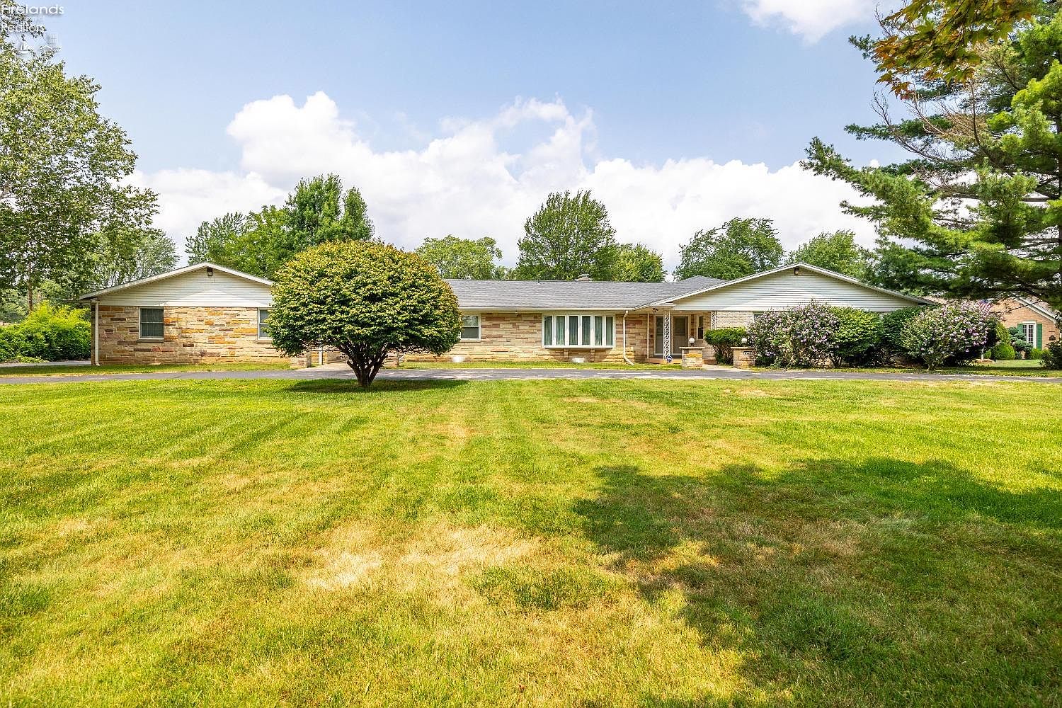 2296 Buckland Ave, Fremont, OH 43420 | Zillow