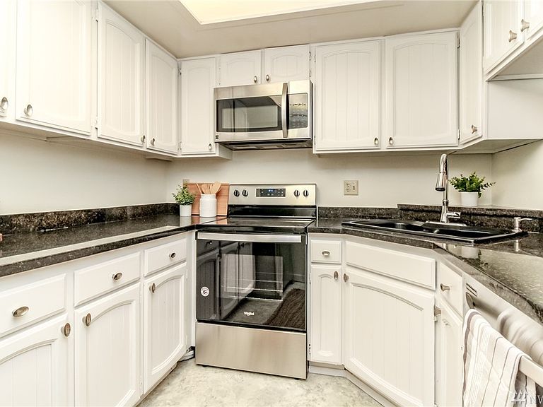 Vantage Point Apartments - Renton, WA | Zillow