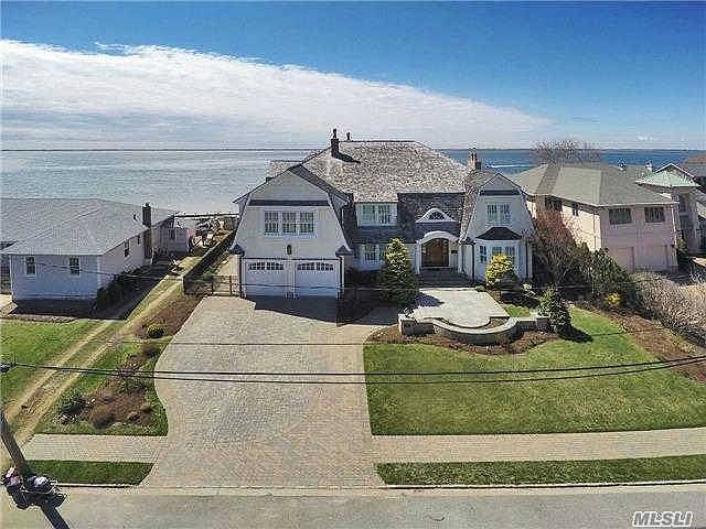 90 Riviera Dr S, Massapequa, NY 11758 | Zillow