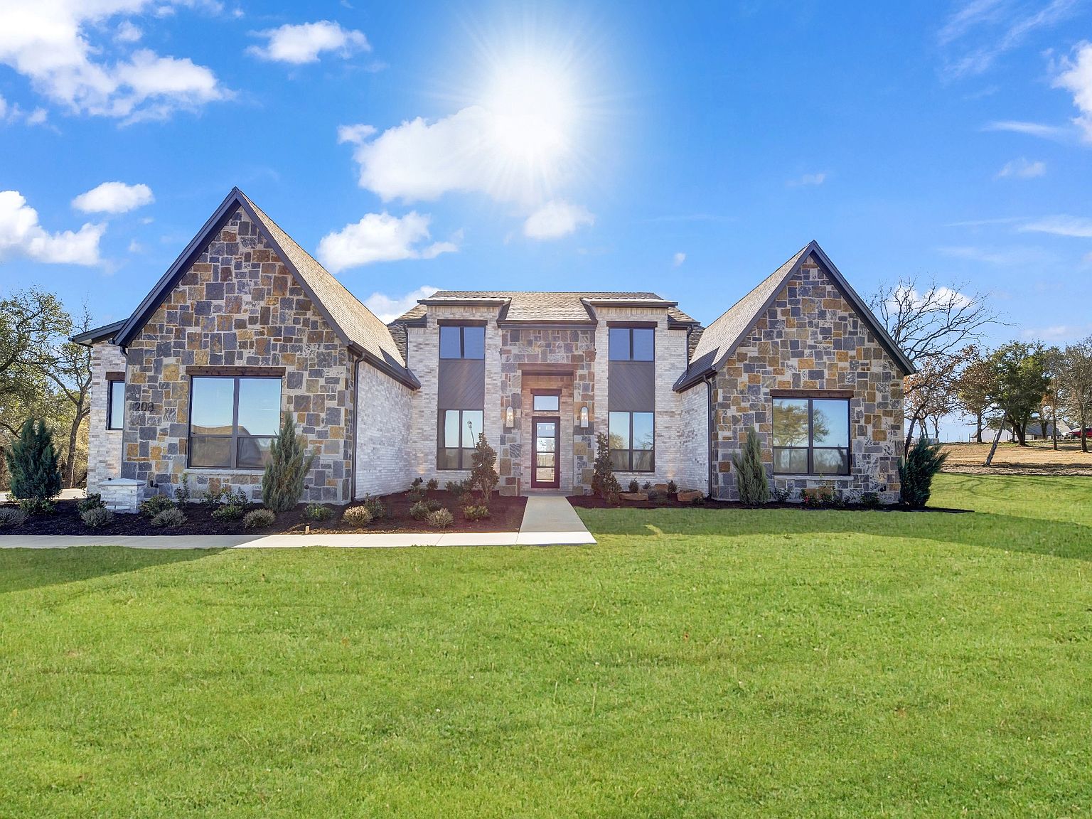 208 Dan Russell Bnd, Weatherford, TX 76087 | Zillow