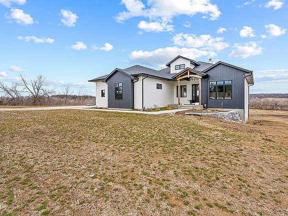 28521 325th St, New Hartford, IA 50660 | Zillow